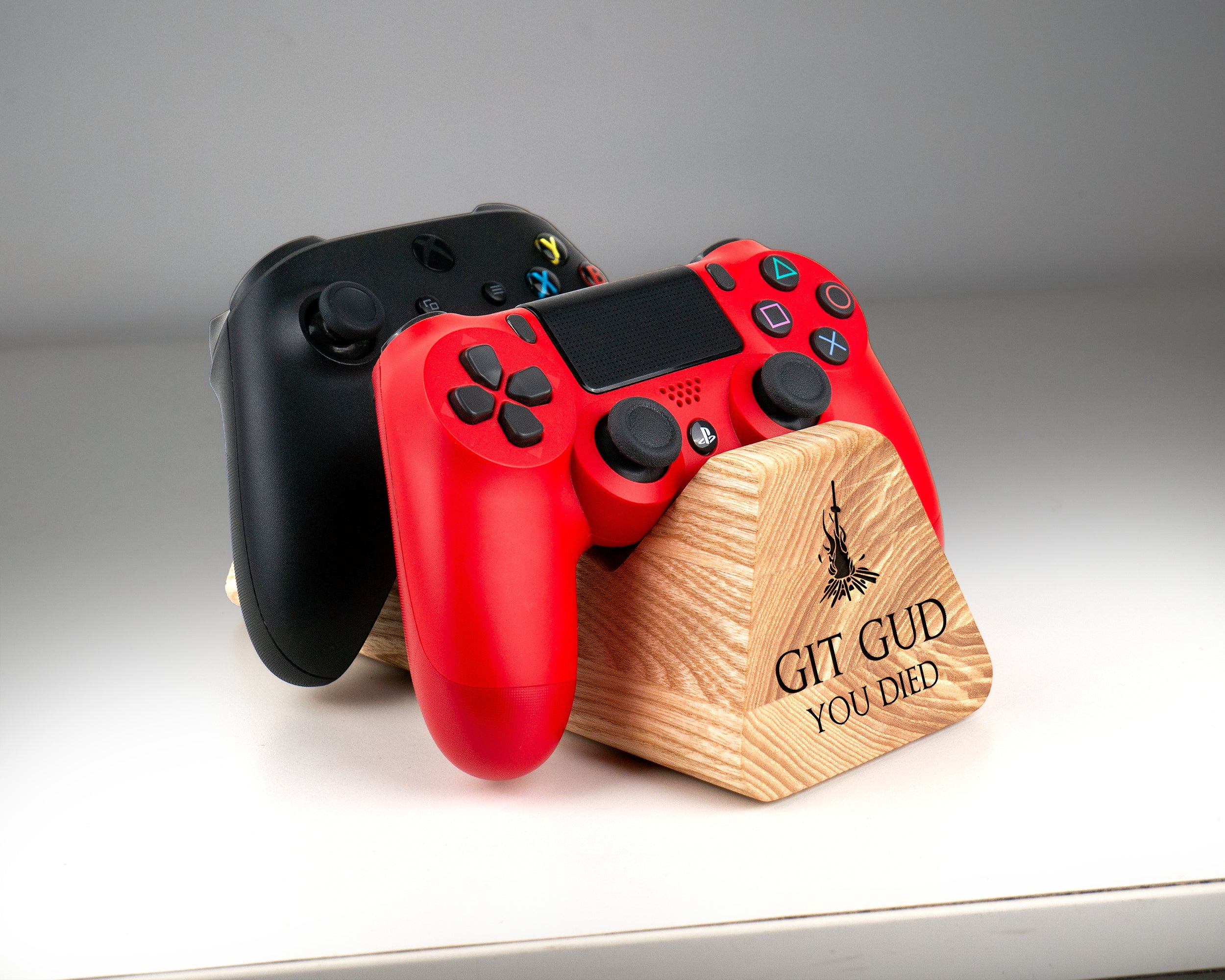 Gamepad Stand – TheHrdwood